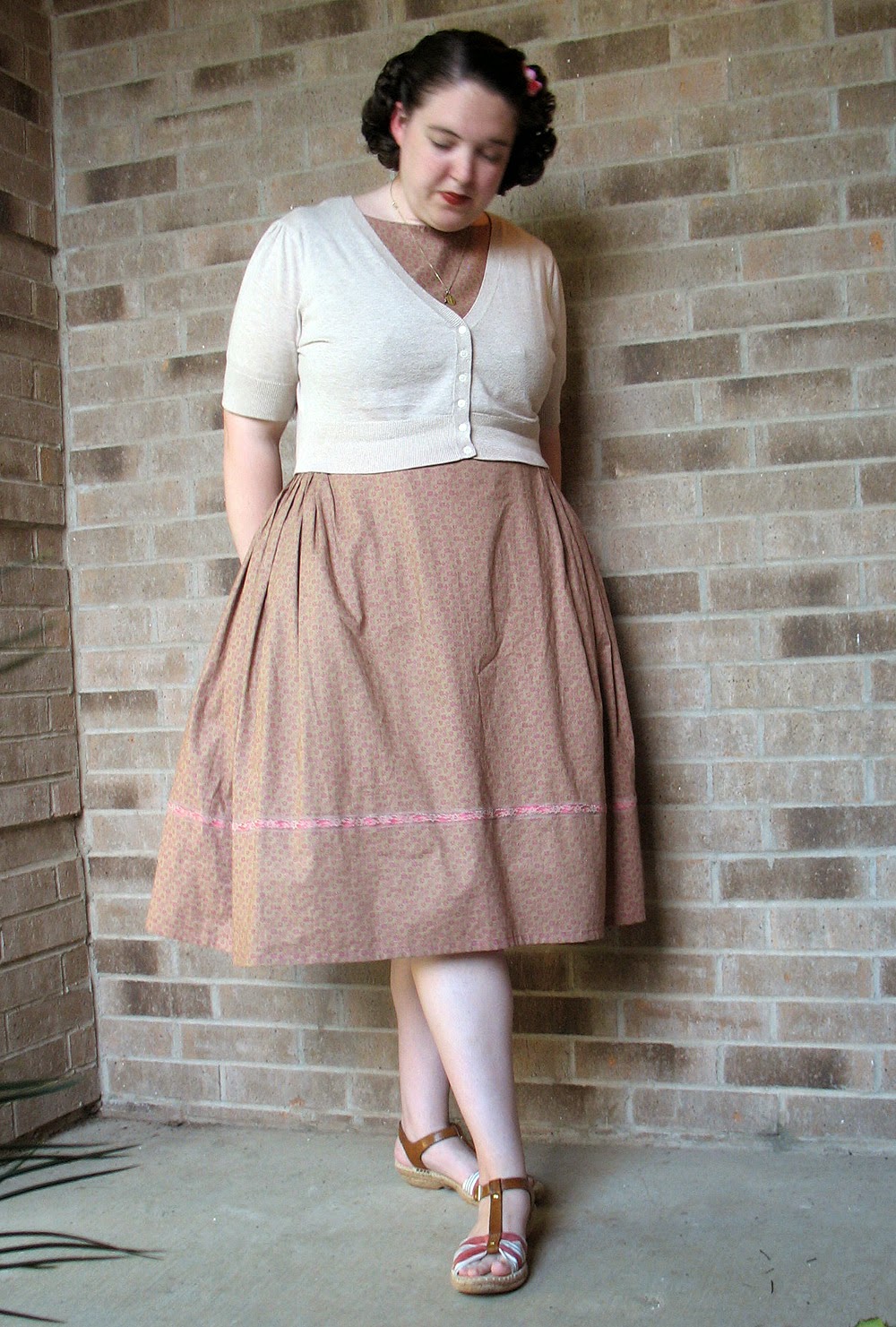 Aux Belles Choses: Raspberry Mocha Day Dress