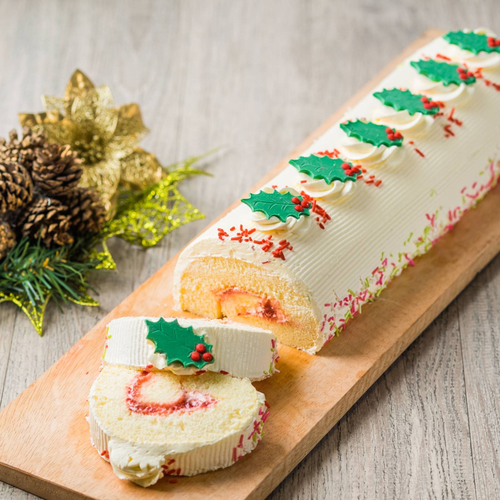 Lemon GreenTea: Grab these festive cakes from any Goldilocks store this ...