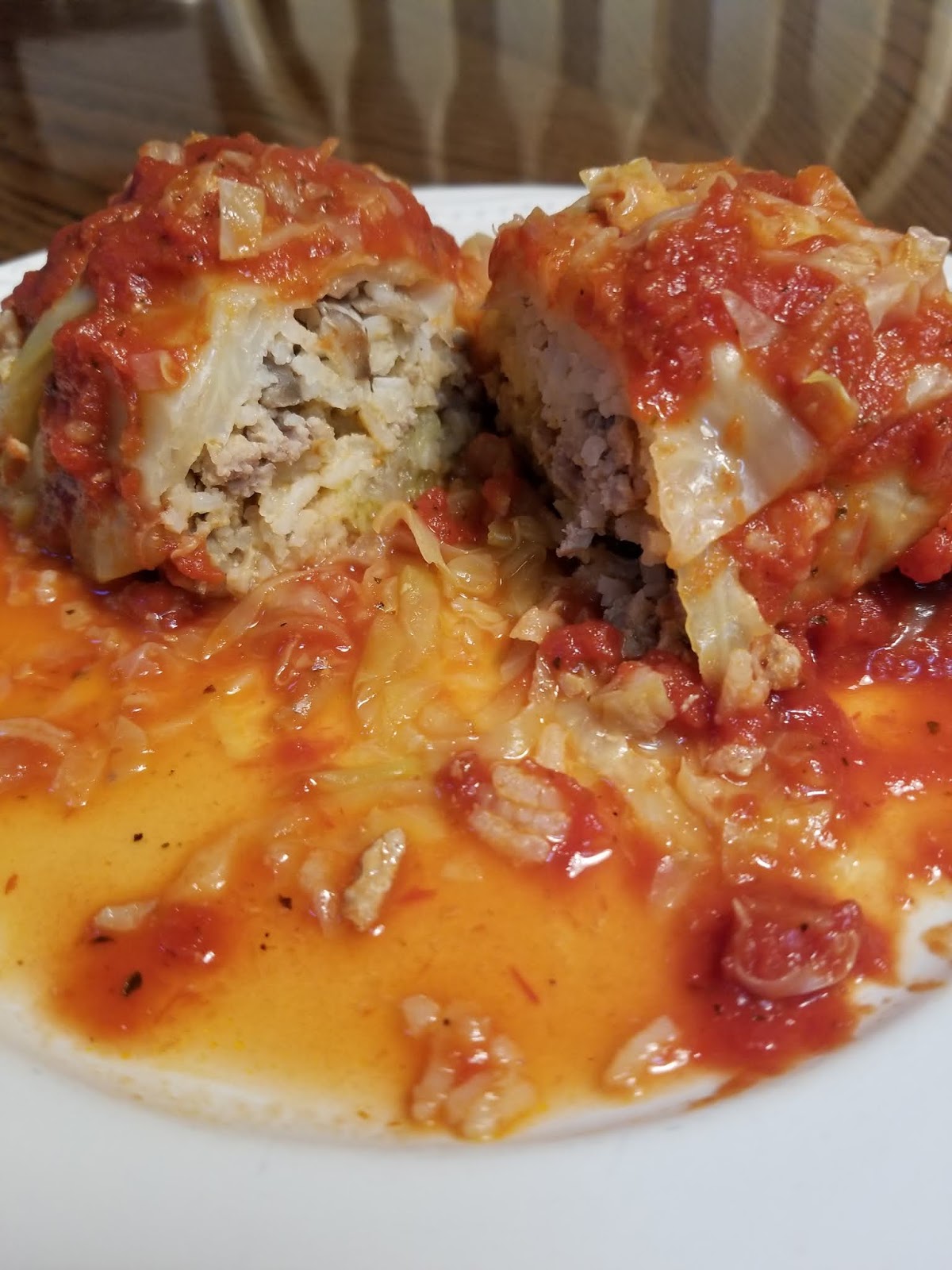 Freakin' Flabuless: Turkey-Stuffed Cabbage Rolls-2 Rolls for 431 calories