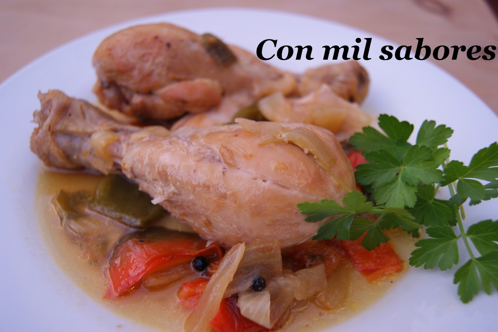 Con mil sabores: MUSLITOS DE POLLO AL CHILINDRÓN