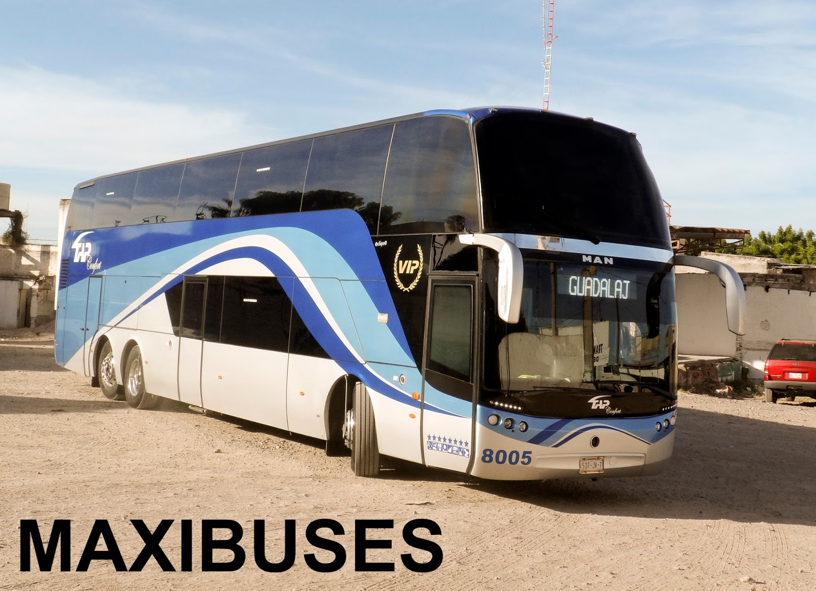 MAXIBUSES: TRANSPORTES Y AUTOBUSES DEL PACÍFICO, CONFORT (TAP CONFORT VIP)