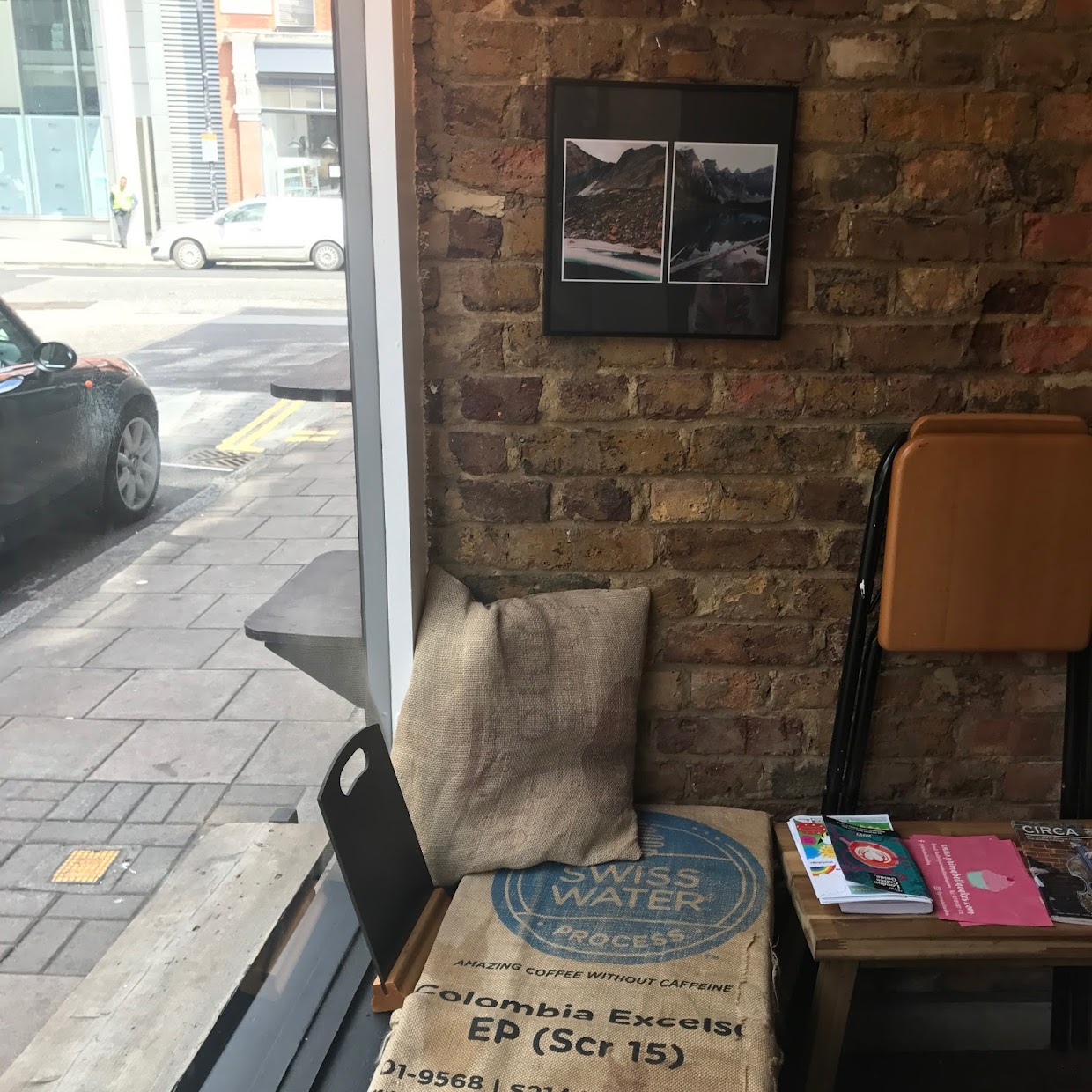 Double Skinny Macchiato: The Caffeine Chronicles: Hopper Coffee