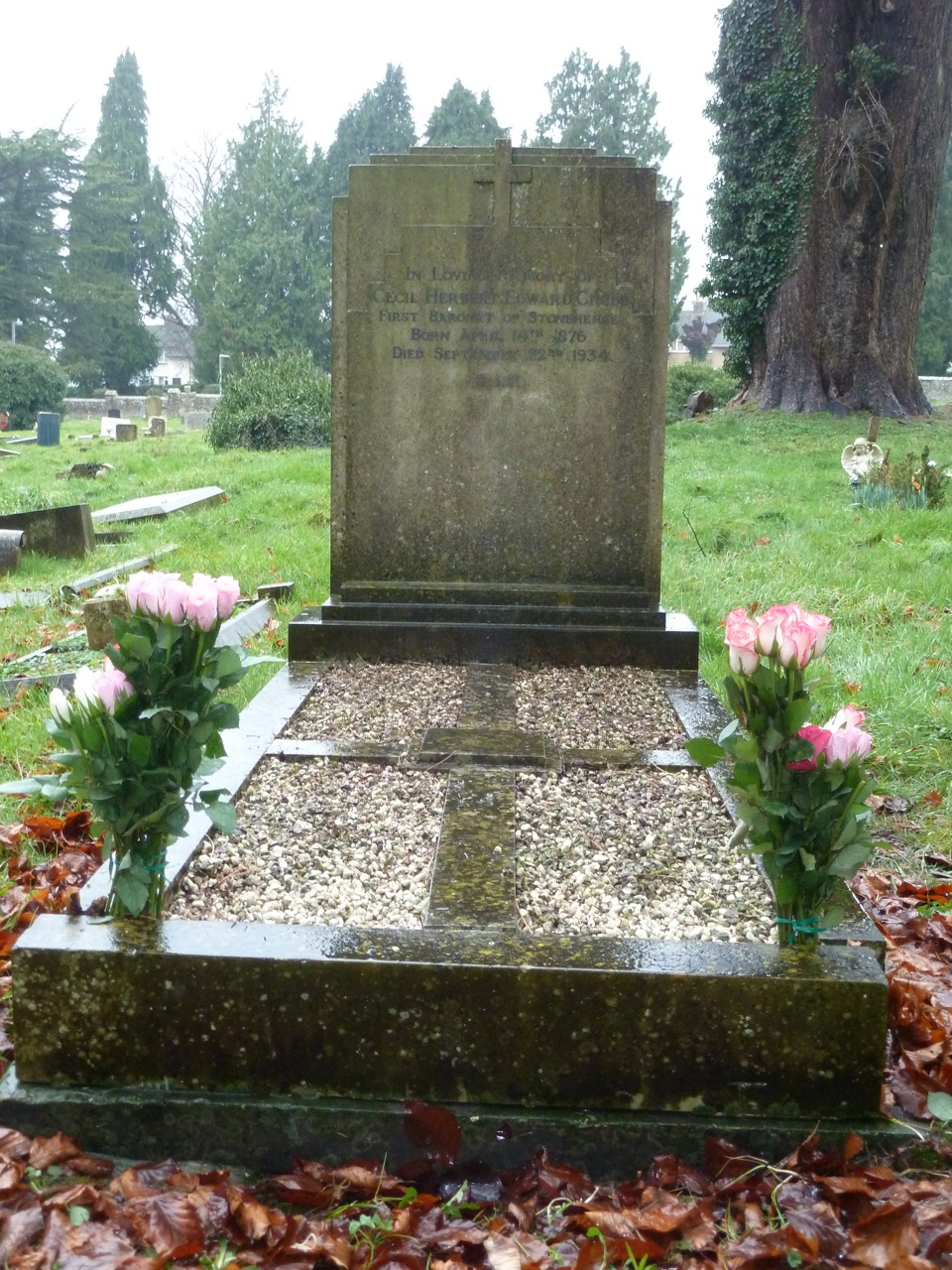 Stonehenge Monument: Why did Cecil Chubb give Stonehenge away?