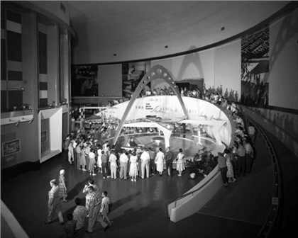 We Love Ford's, Past, Present And Future.: 1959 Ford Levicar Mach I Concept