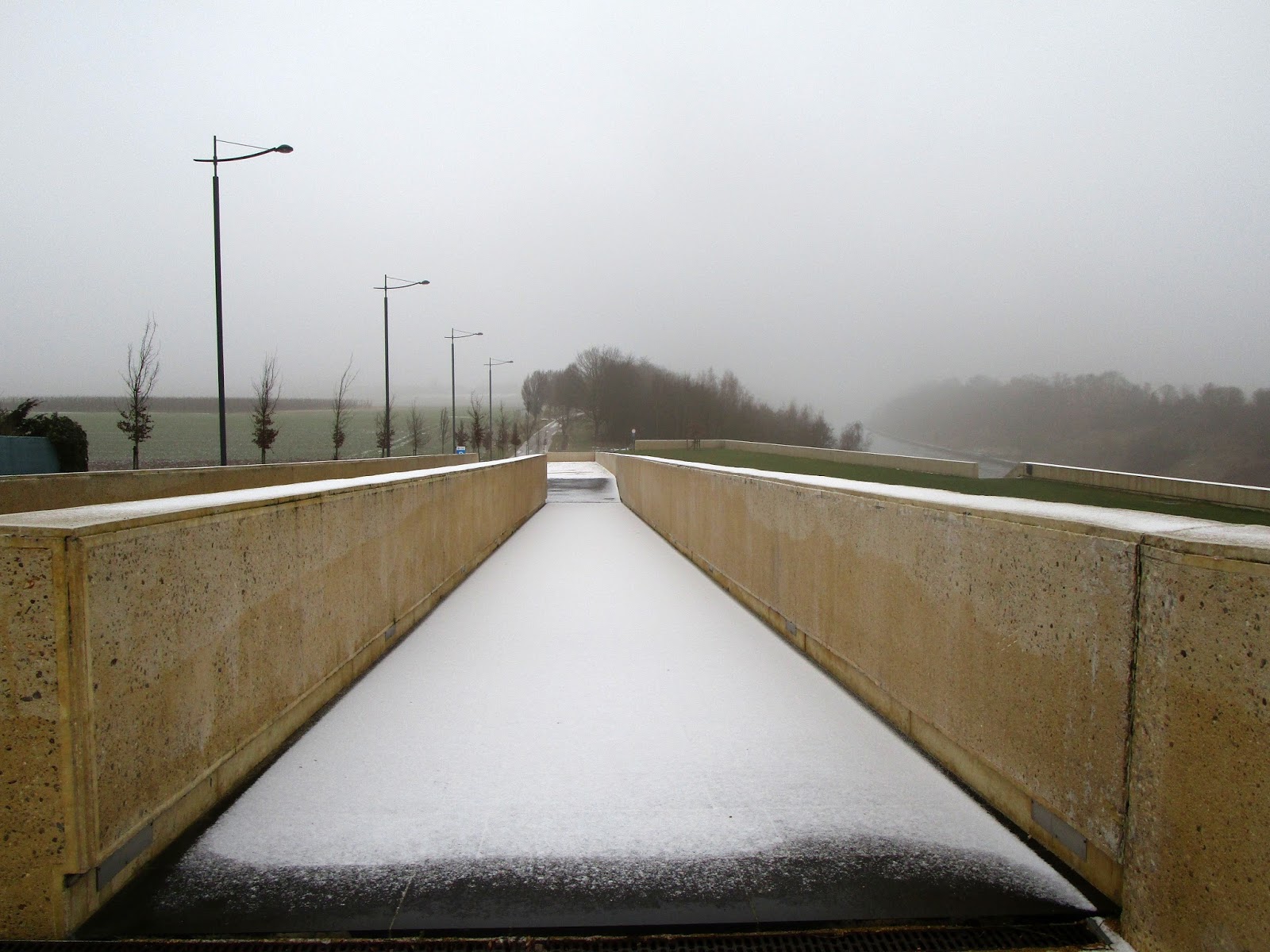 joachimartist: frost trail