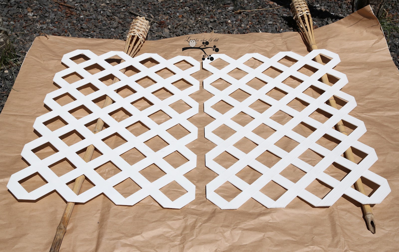 The Farmhouse Porch: "Christmas in July" Lattice Card Holder Craft