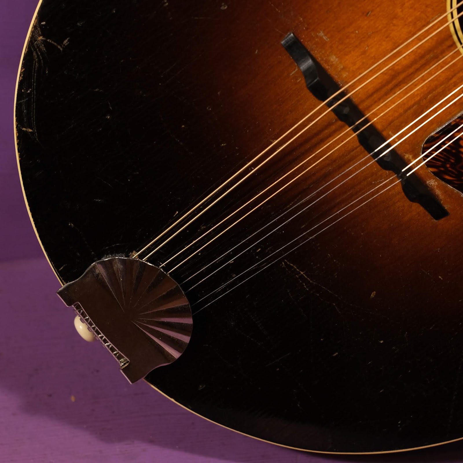 1933 Gibson-made Kalamazoo KM-11 Flatback Mandolin