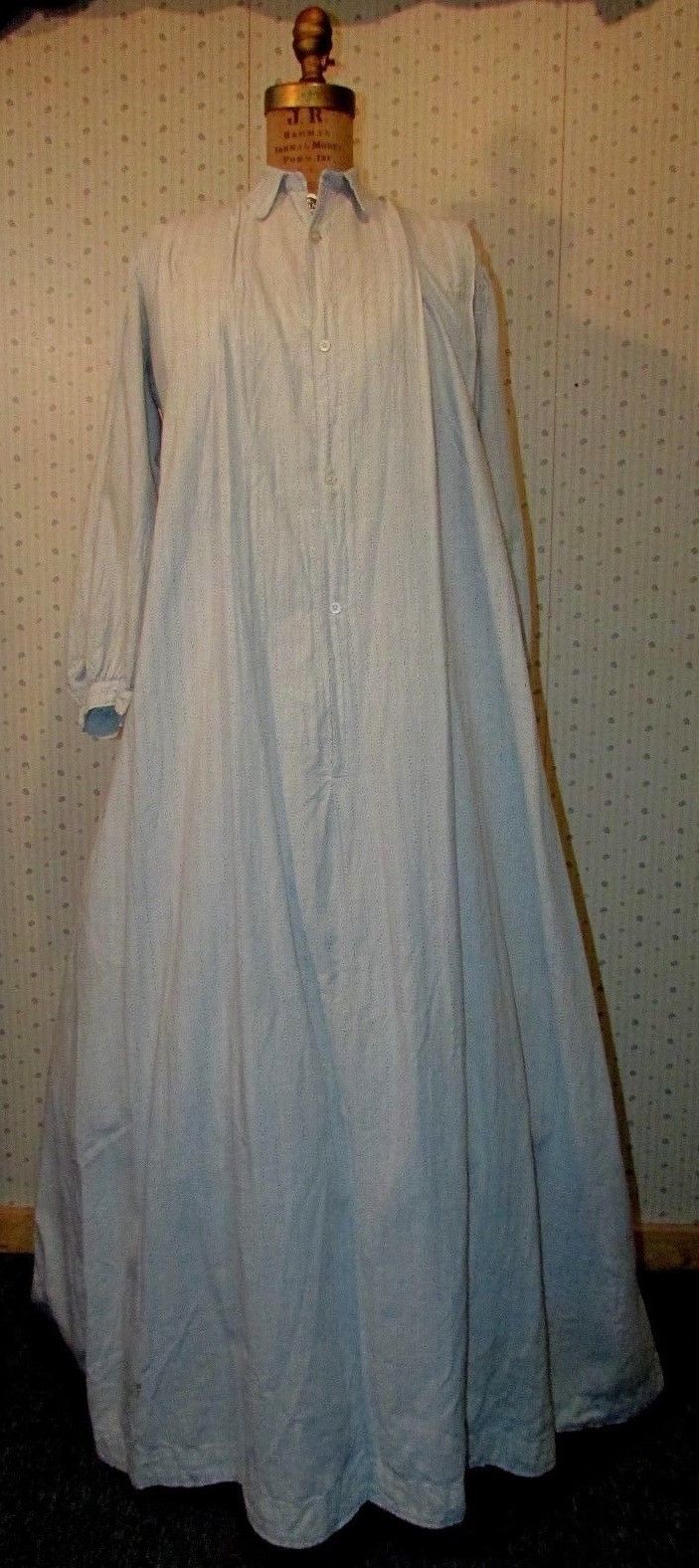 All The Pretty Dresses: 1880's Simple Tea Gown/Wrapper