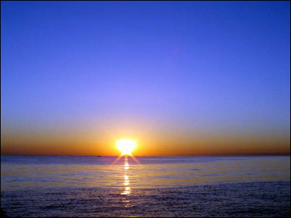 L'alba è bellissima ma... (clicca la foto)