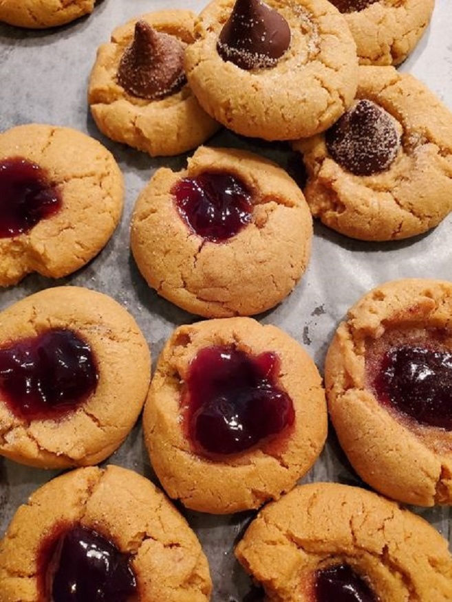 25 Holiday Cookies | What's Cookin' Italian Style Cuisine