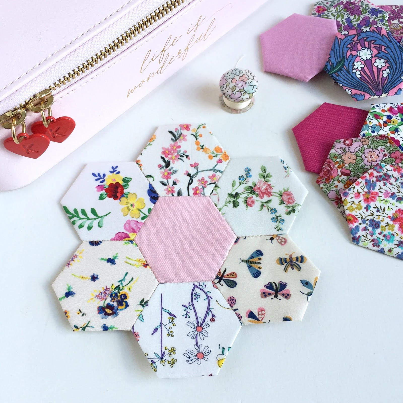 Stitching Notes: How I Make Hexagon Flowers for Grandma's Love Quilt