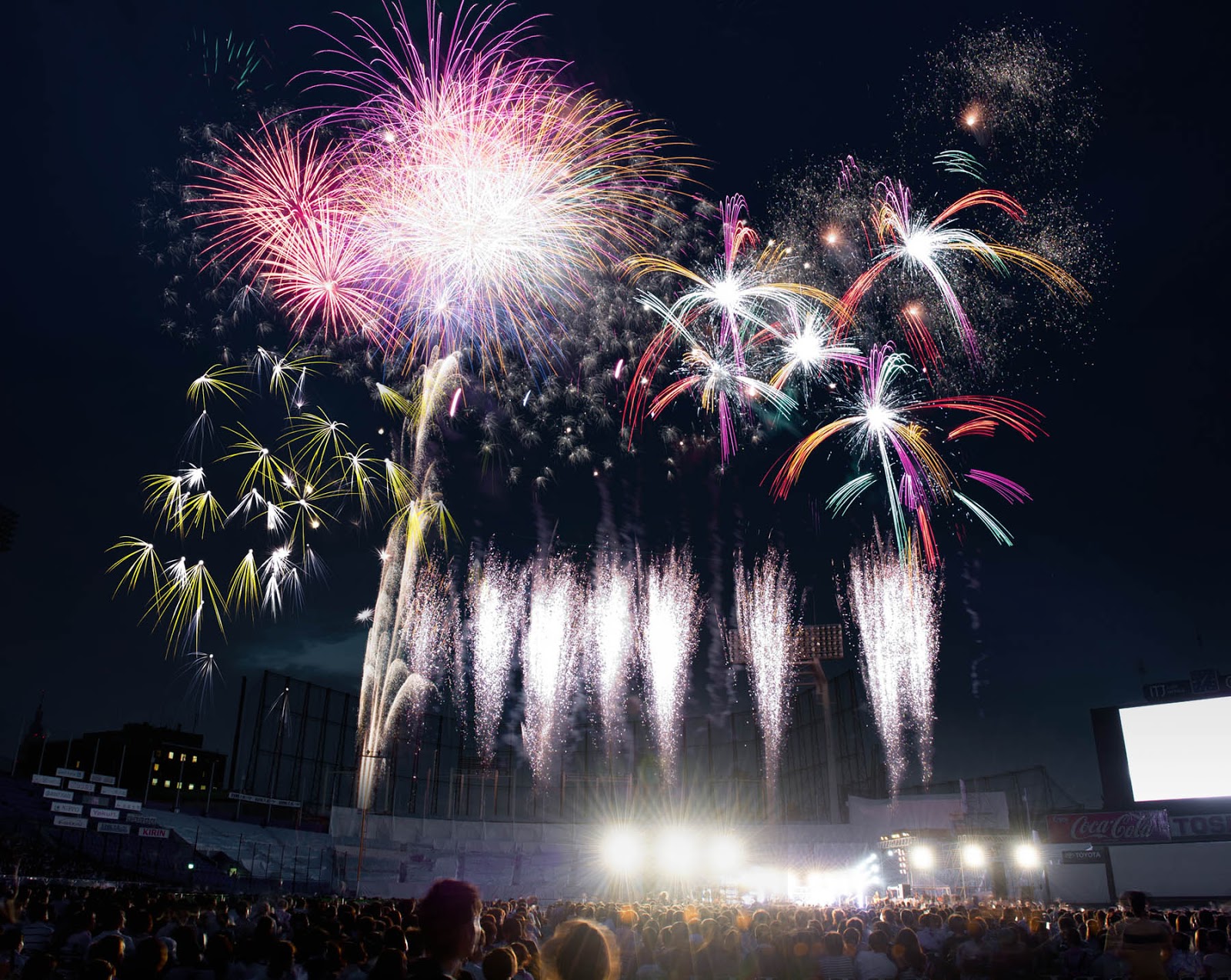 Cool Trip in Japan: The big three Japanese fireworks: ‘Jingu Fireworks’
