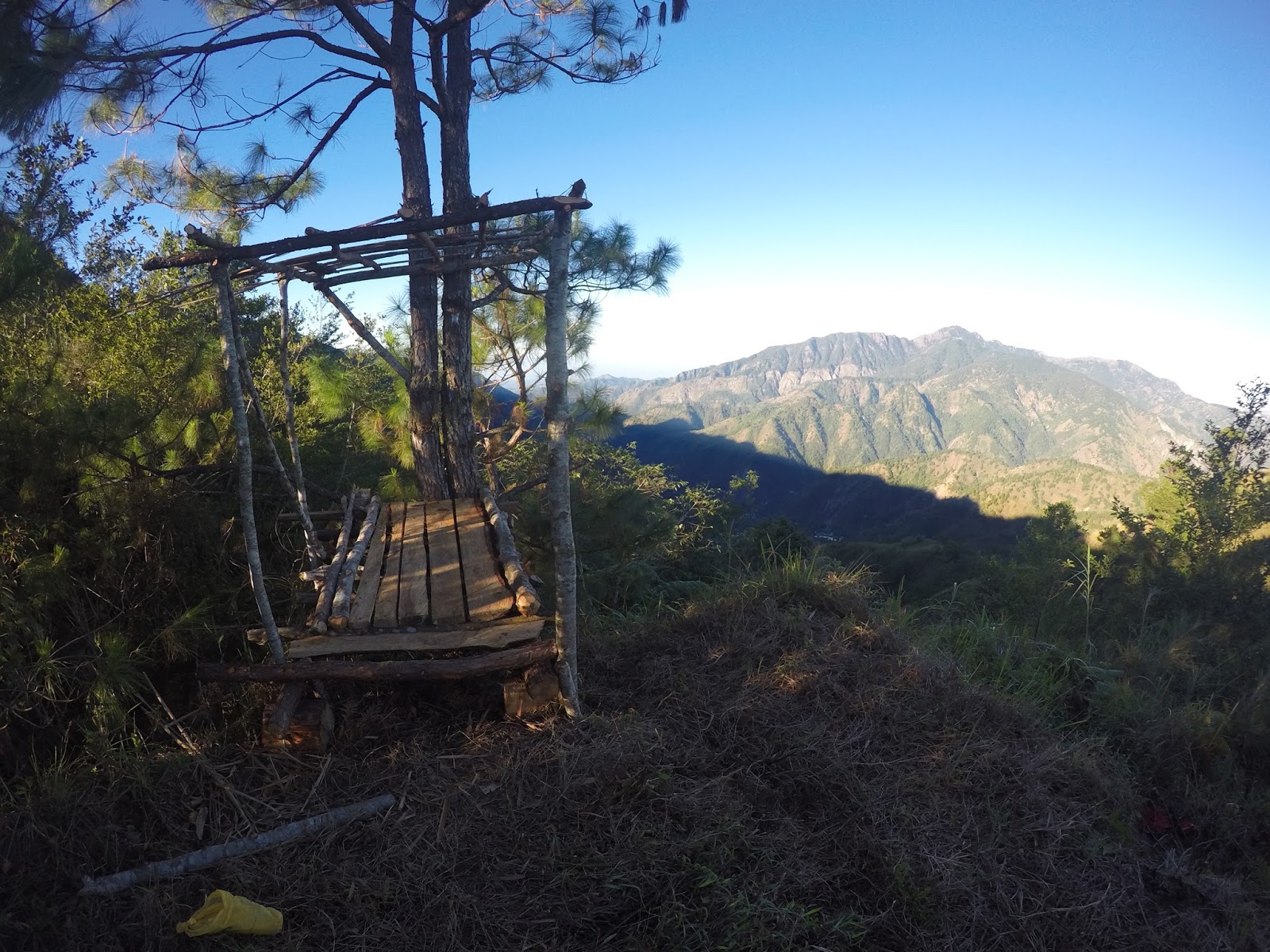 Mt. Ulap Eco Trail Travel Guide - moredantravels