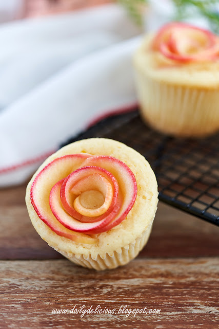 dailydelicious: Apple Rose Muffins