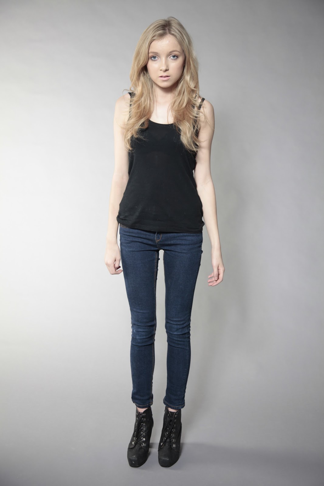 'Mae's Management'-Reflective Journal: Model shoot: Jess Turner