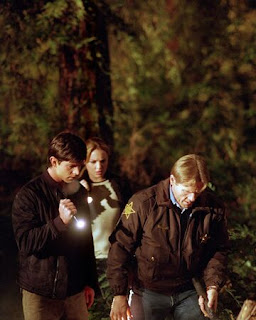 Doux Reviews: Roswell: Season Two, Part Two