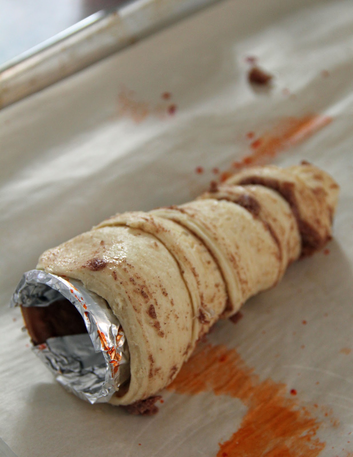 Jo and Sue: Cinnamon Bun Cone Filled With Cheesecake