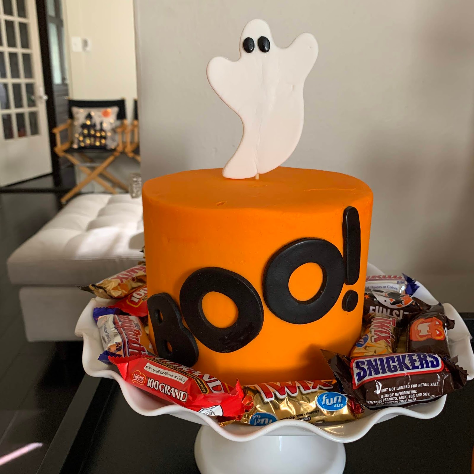 We Take The Cake | Boo! Ghost Cake | A Very Sweet Blog