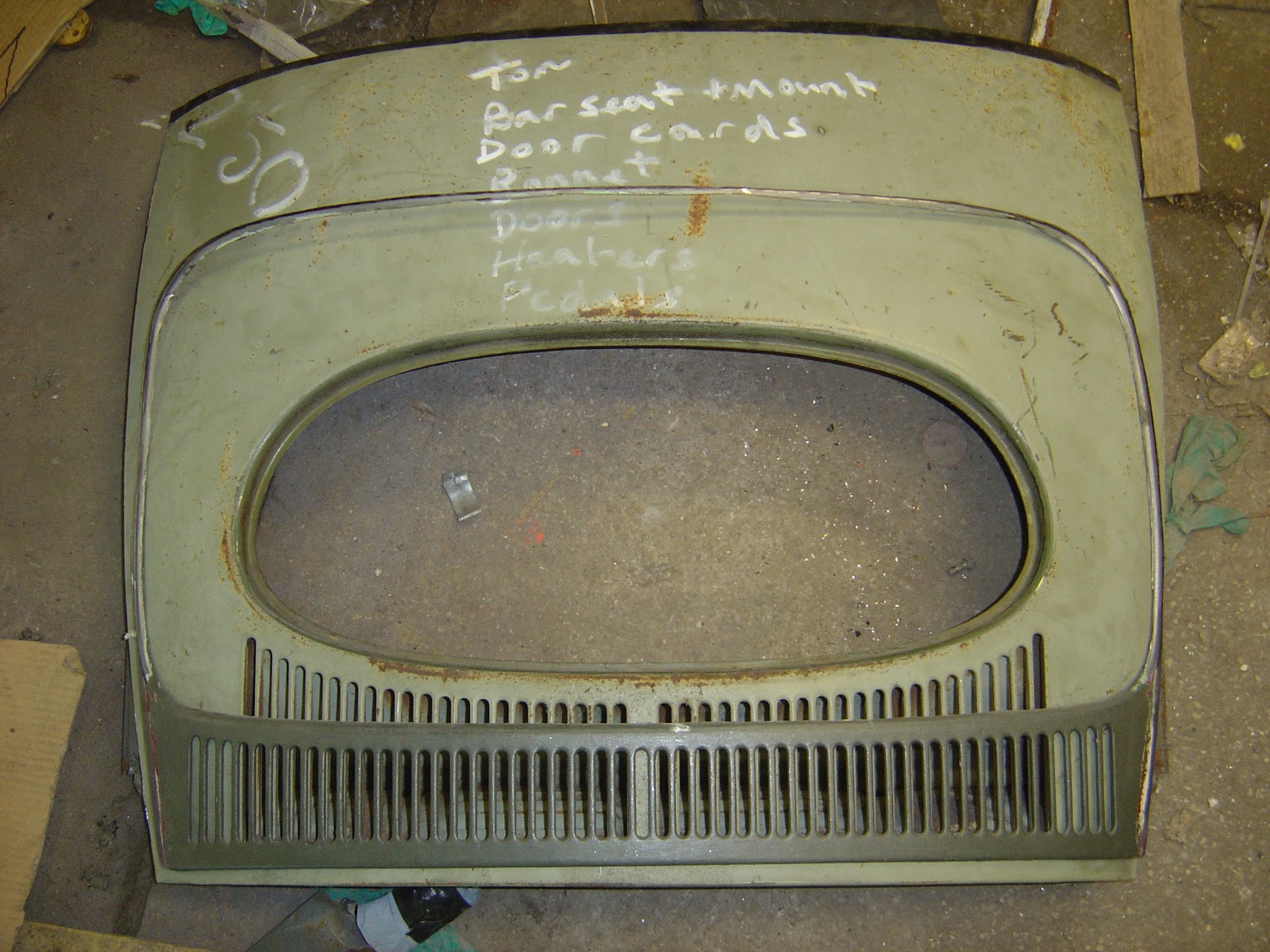 Mally's Random Ramblings: Oval window conversion for your Baja, sir?