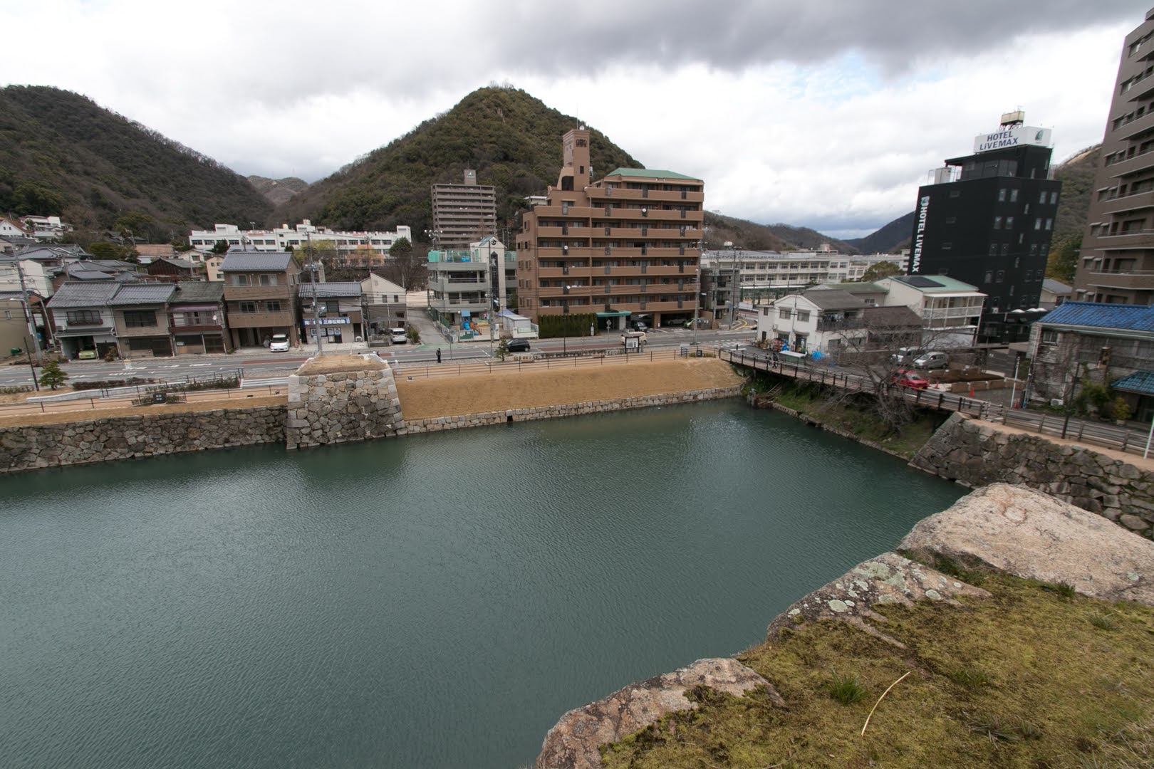 Mihara Castle -Naval base castle at Inland Sea- | Ken's Storage ...
