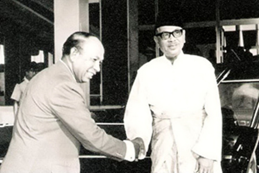 IdrisTalu: Adik Syed Kechik persoal Zam