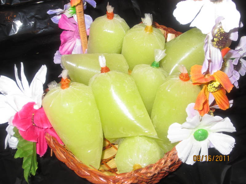 Welcome to KimKhanh's Culinary Creations: Sinh Tố Đá Bịch - Dưa Gan