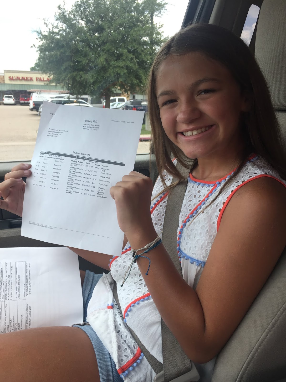 Trendy Mindy and Her Loves...: 6th Grade Here Hadlee Comes