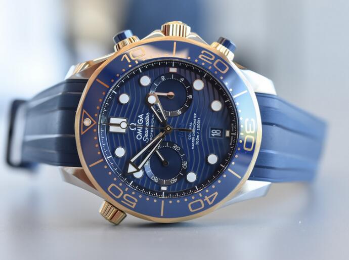 Replica Swiss Watches: AAA Replica Omega Seamaster Diver 300m Co-Axial ...