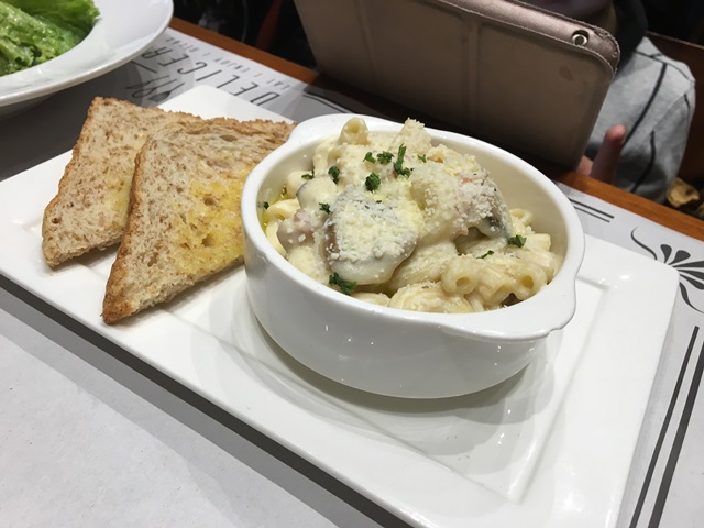 ERICJAZ FOODIES: DELICERE (MARIKINA CITY)