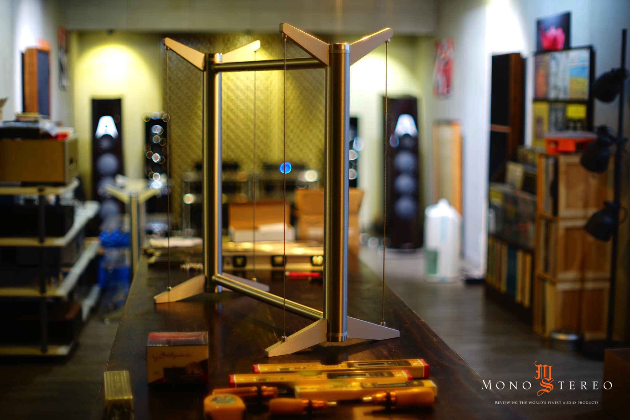 STILLPOINTS ESS RACK AUDIO RACK – M & S | Ultimate High-Fidelity