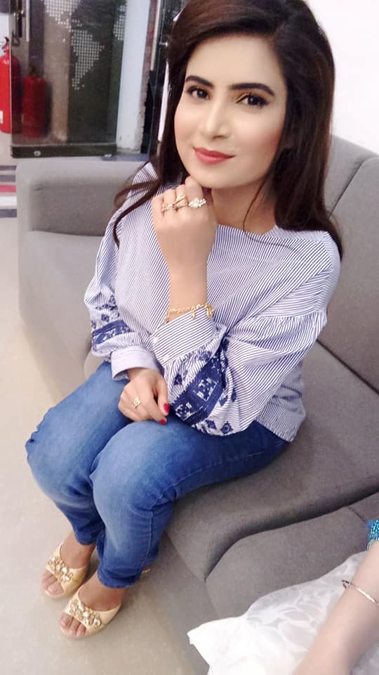 Saima Mumtaz Biography | Saima Mumtaz age Husband Songs And Pics