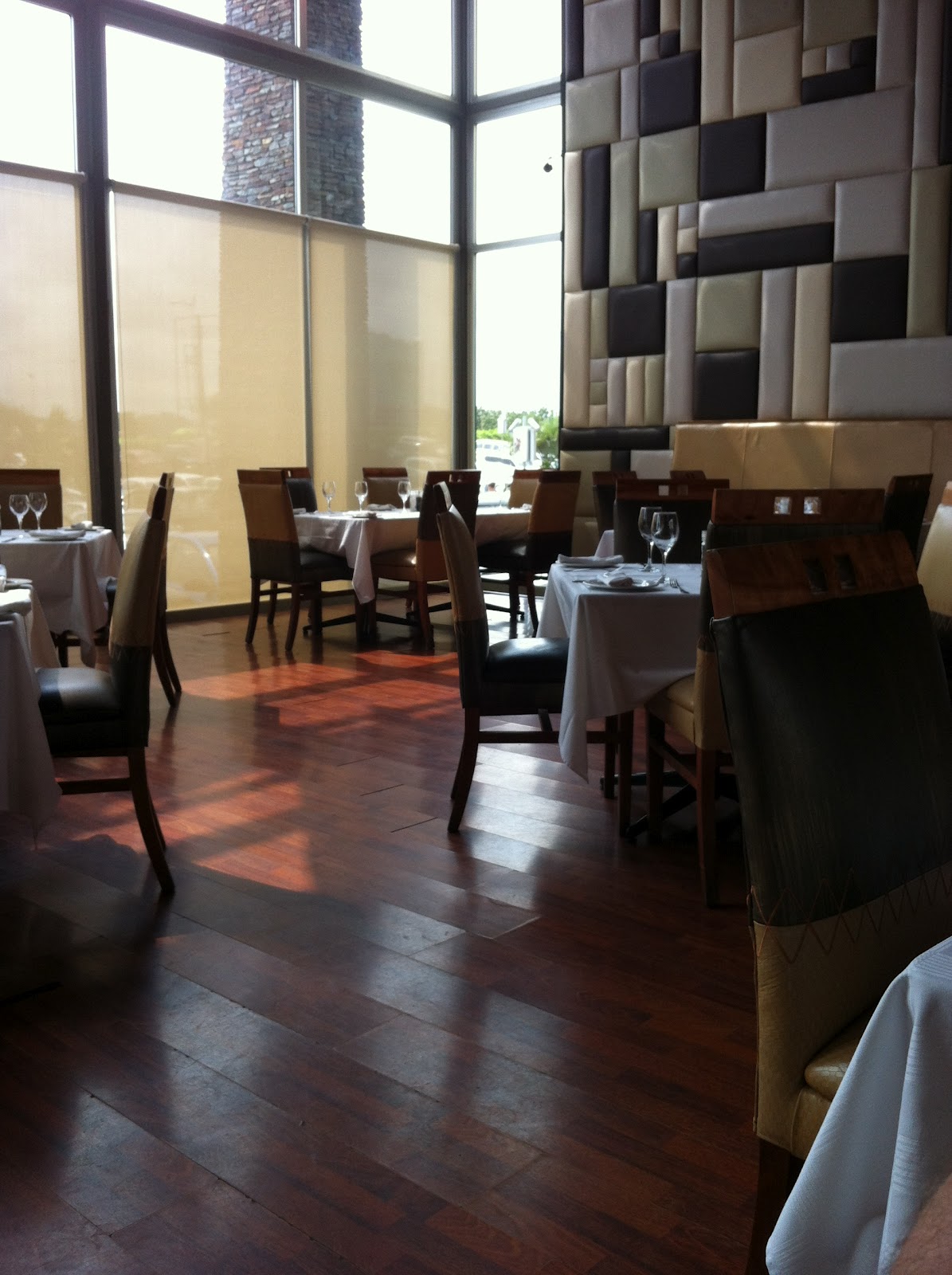 Country Gourmet Traveler: Exploring Accra, Restaurant Review