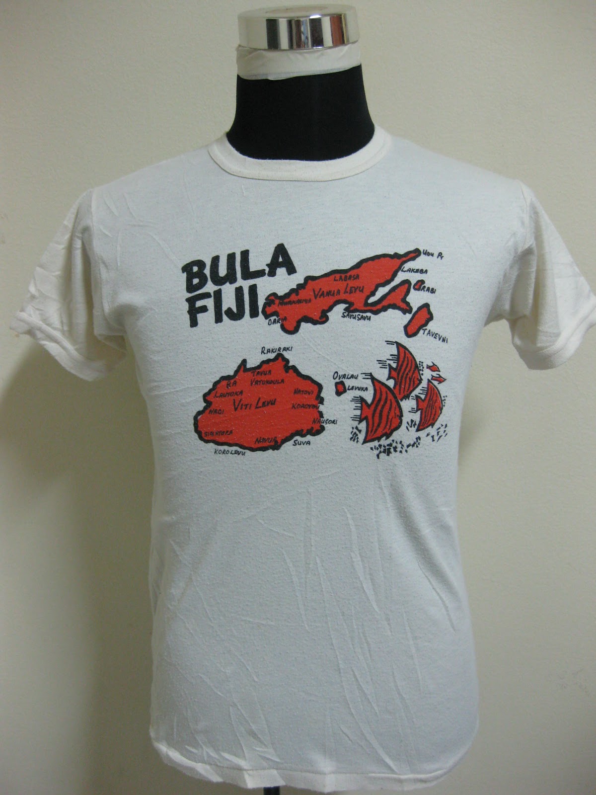 woklong bundle: VTG BULA FIJI T-SHIRT S