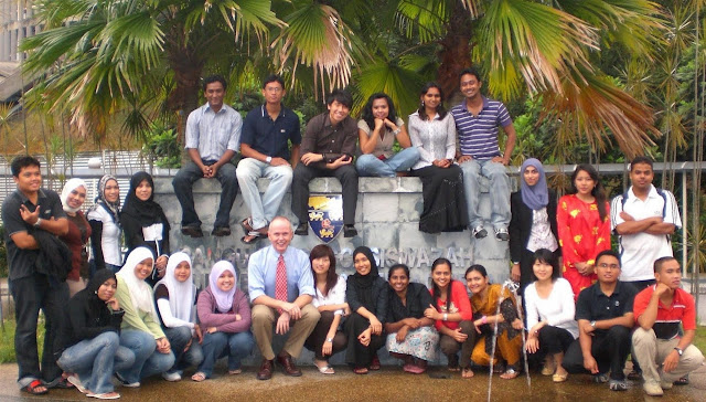 Bill's Excellent Adventures: University of Malaya