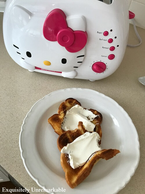 Hello Kitty Toast - Exquisitely Unremarkable