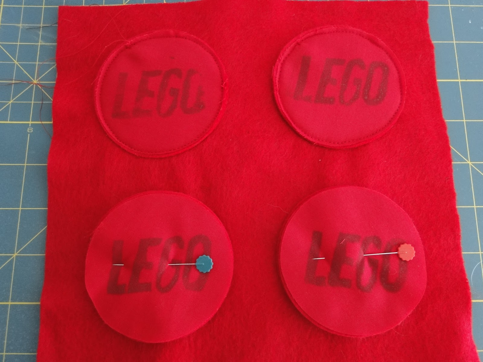 Artbella: Lego Pillows