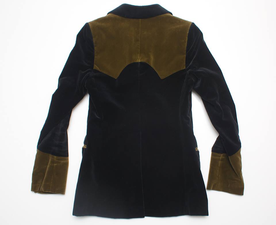 A Dandy In Aspic: Granny Takes A Trip