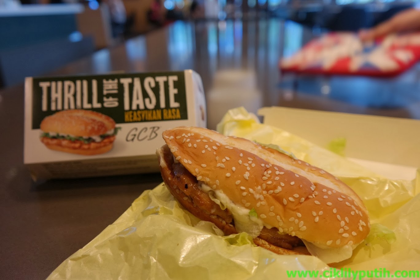 CikLilyPutih The Lifestyle Blogger: Grilled Chicken Burger (GCB ...