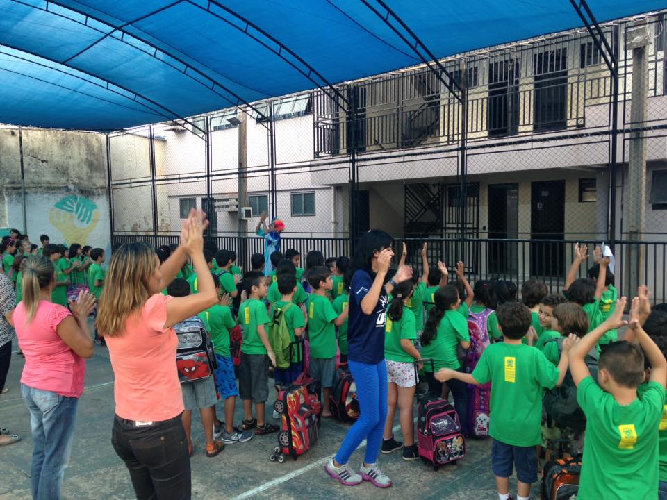 Escola Estadual ZAMENHOF No Dia Do Circo A Prof Lais Animou A escola-estadual-zamenhof-no-dia-do-circo-a-prof-lais-animou-a