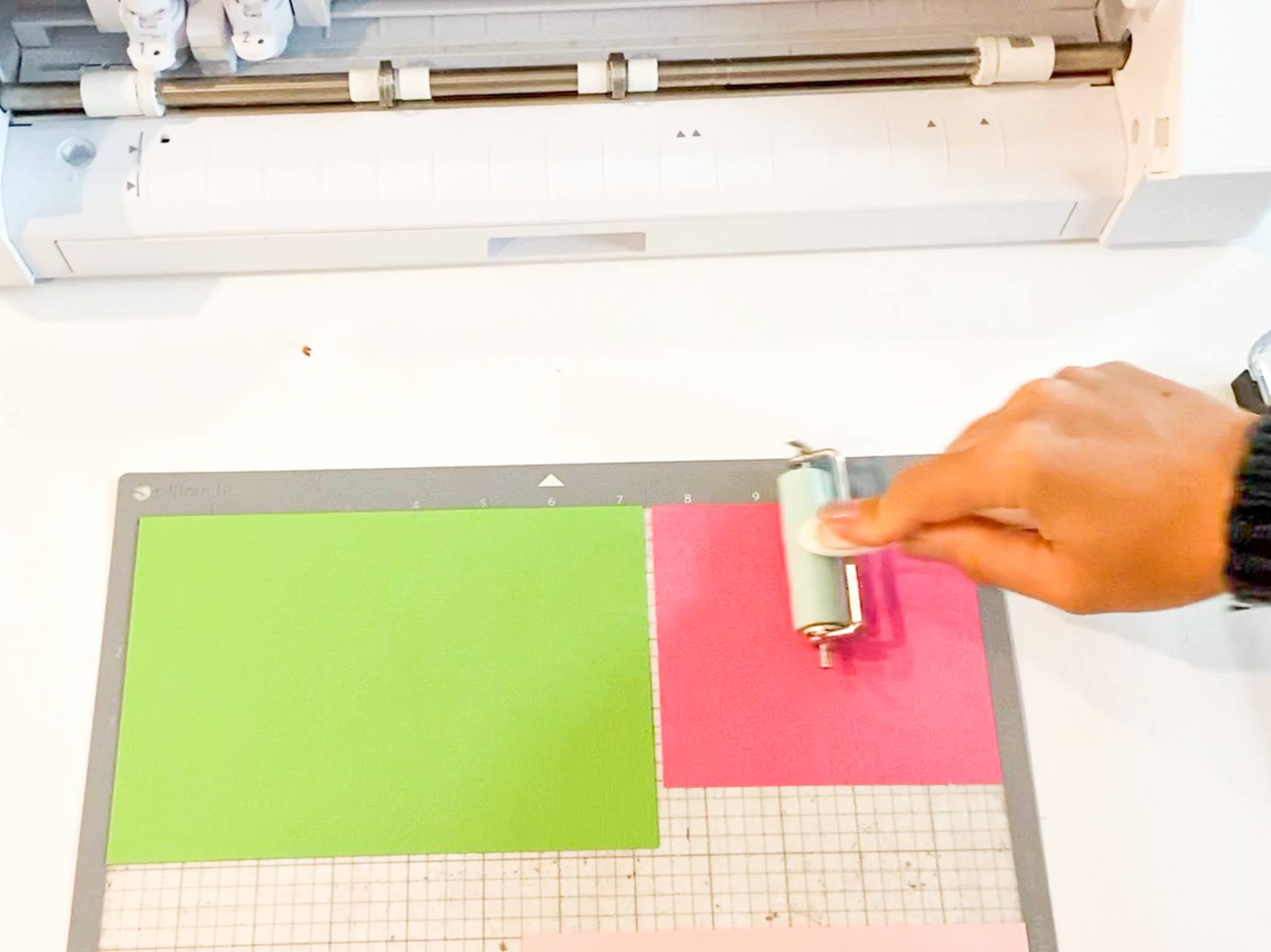 7 No-Tear Tips to Cut Small Paper Pieces with Silhouette CAMEO 4 ...