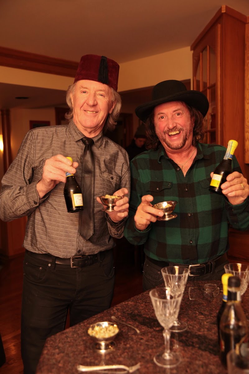 Ainsley Rae - Happy To Be Me