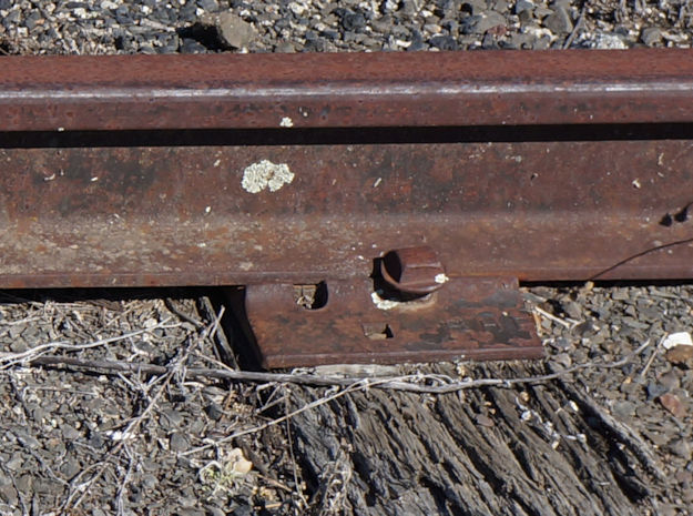 BYLONG: A Few Detail Parts for the Rails