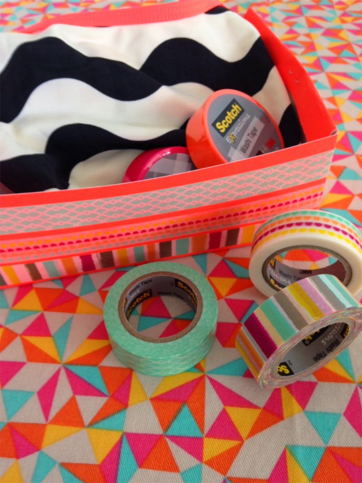 mousehouse: DIY Scotch® Tape Gift Boxes and tags