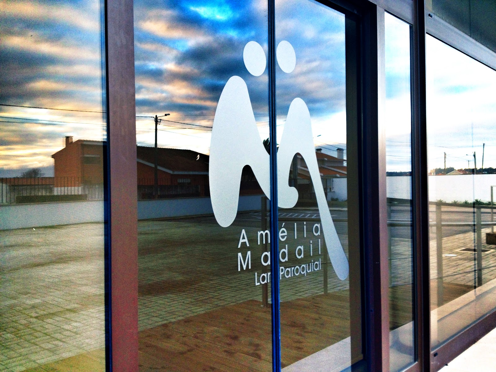 Lar Paroquial Amélia Madaíl: Caracterização