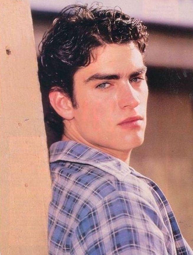 Favorite Hunks & Other Things: A Look Back: Rodney Harvey