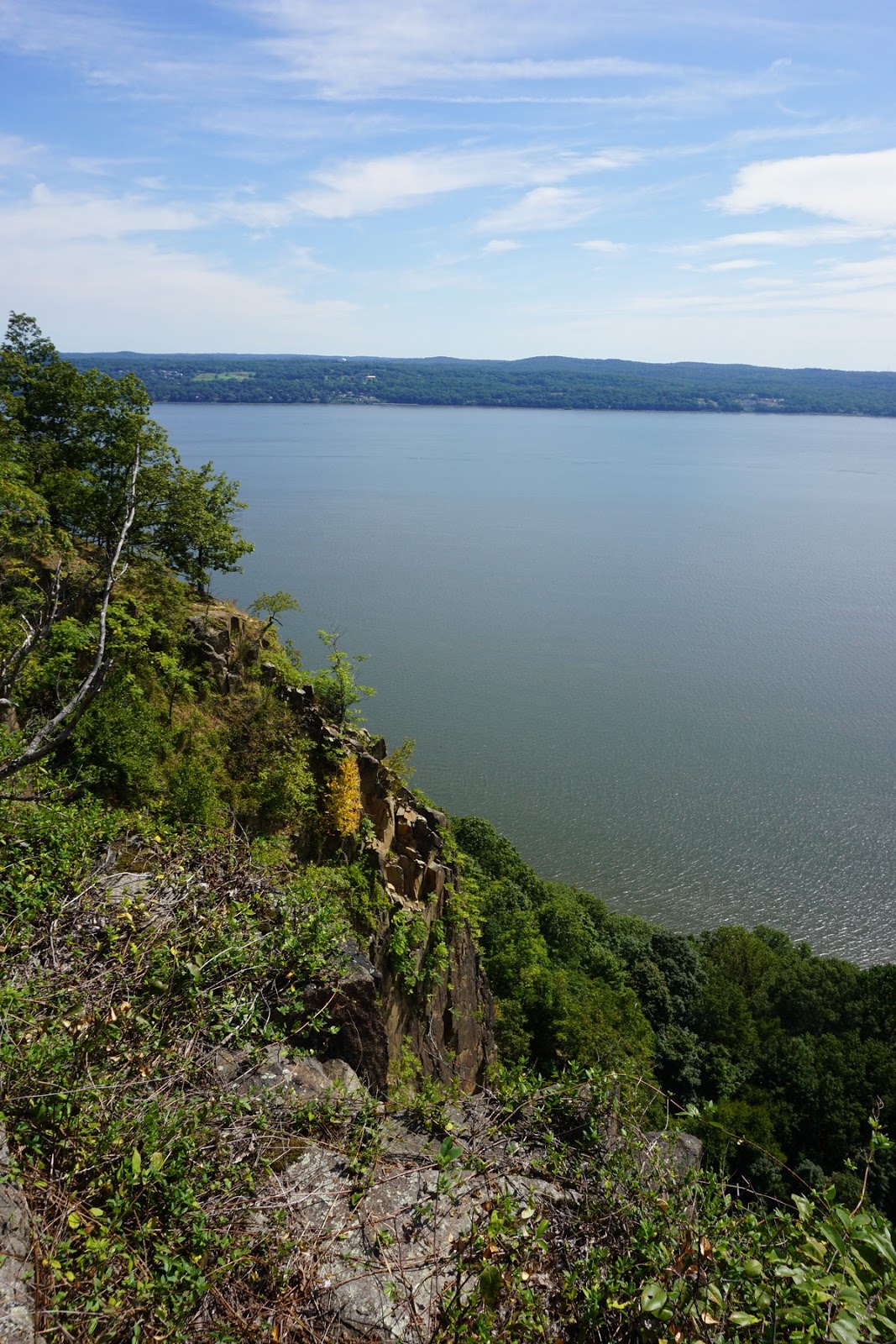Harriman Hiker: Harriman State Park and Beyond: Hook Mountain Ridge