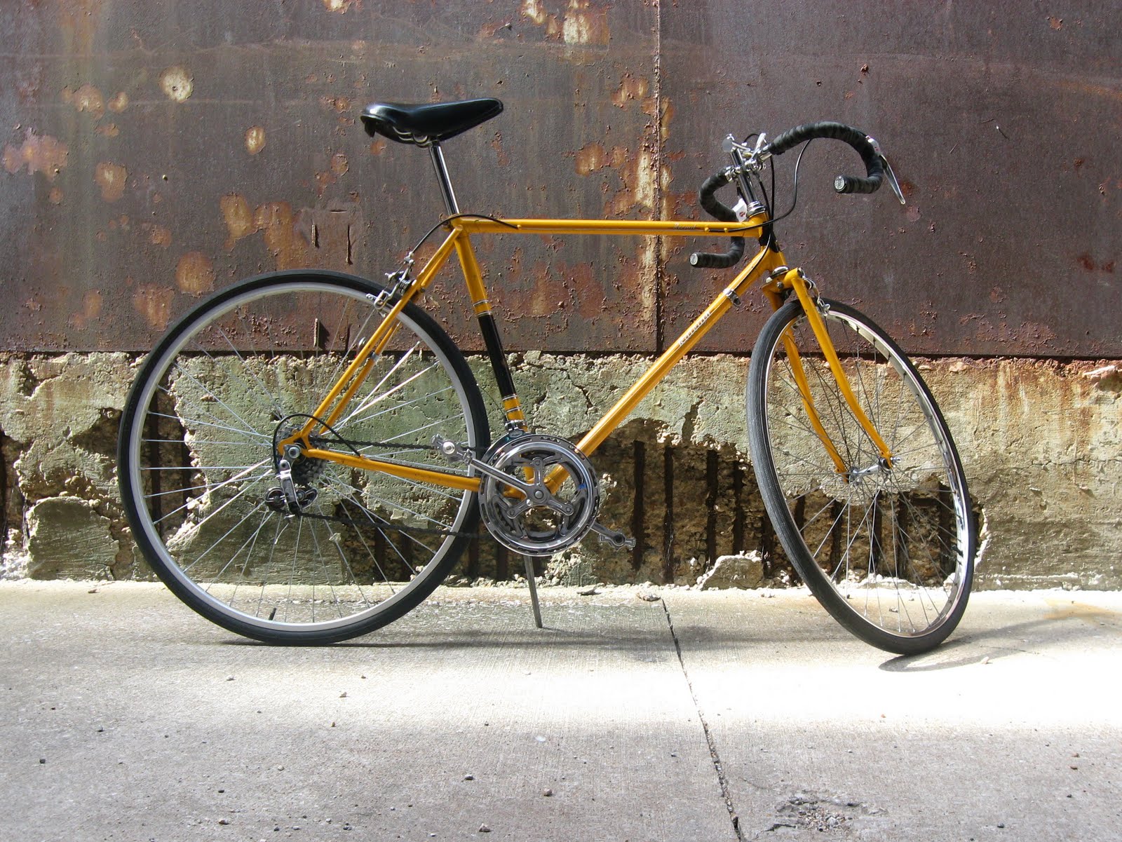 c.1971 Raleigh Record