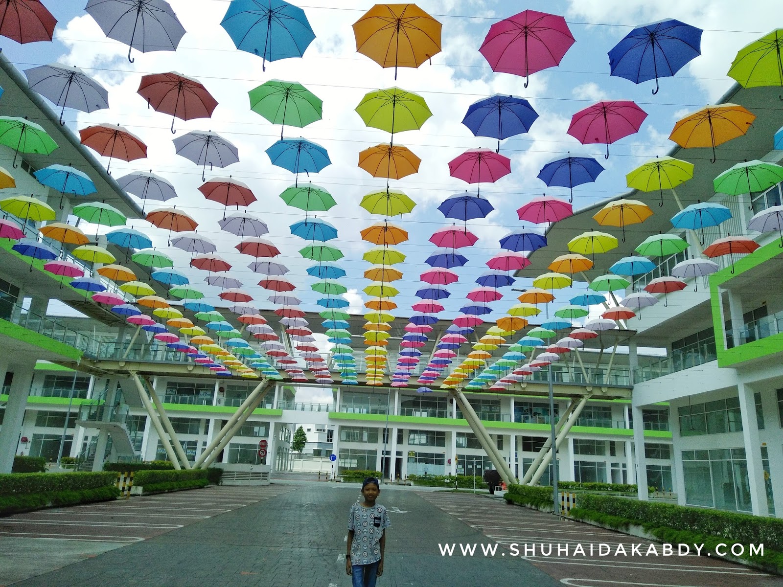 Bergambar di Anggun City Rawang