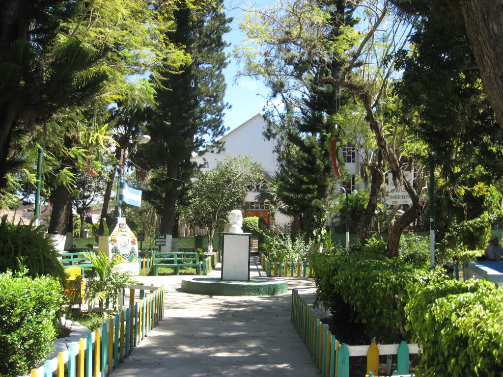 eductrans: EL TURISMO DE CHOLUTECA..........