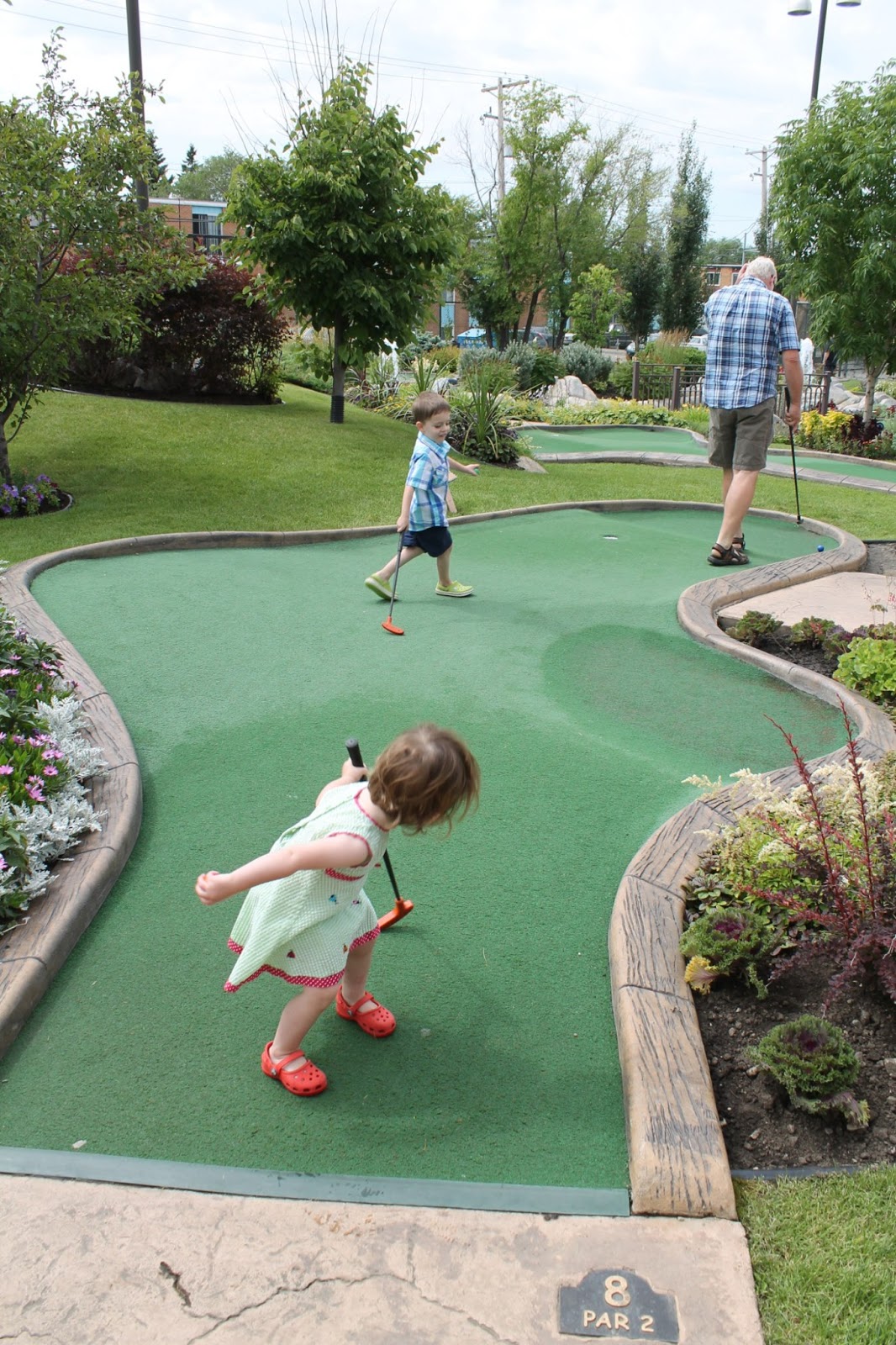 The Funniest Game Of Mini Golf Ever!!!